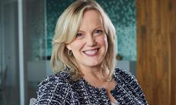 Hewlett Packard Enterprise unifies marketing, comms under Jennifer ...