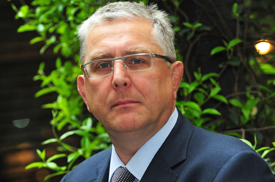 High earner David Mobbs to stand down as group chief of Nuffield Health ...