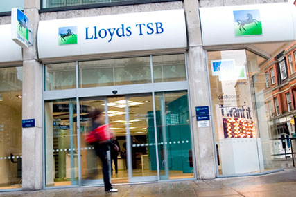 Lloyds TSB to focus on forging consumer trust