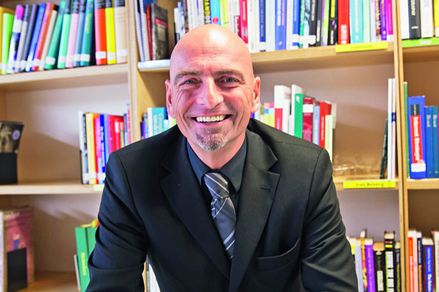 Amsterdam's global skies