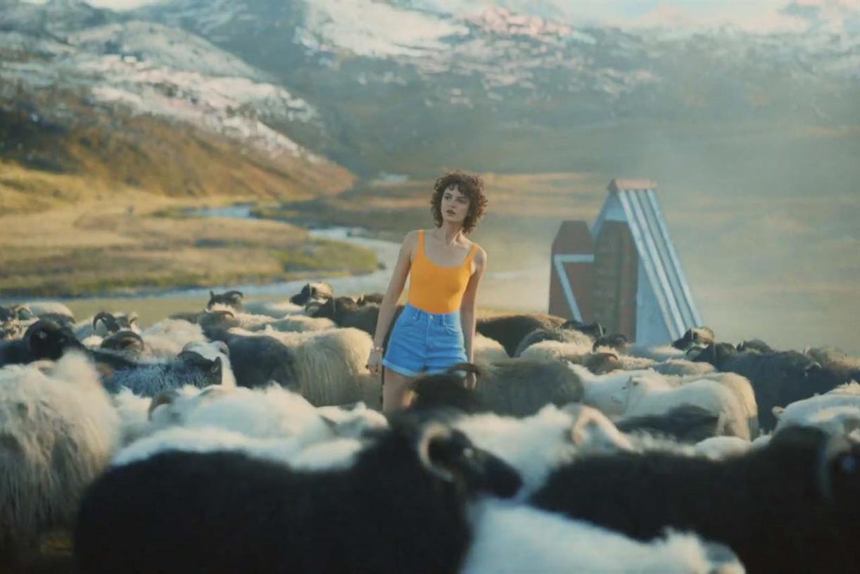 EasyJet takes playful approach to promote package holidays