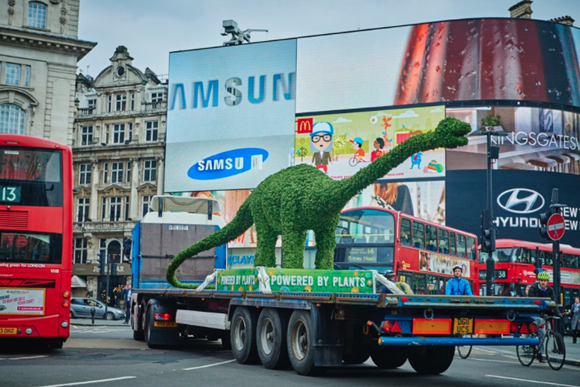 You are what you eat: Flora tours dinosaur made from plants @simongwynn