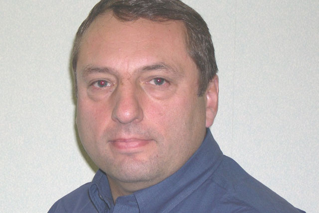 John Ayling promotes Rob Stephens to CEO