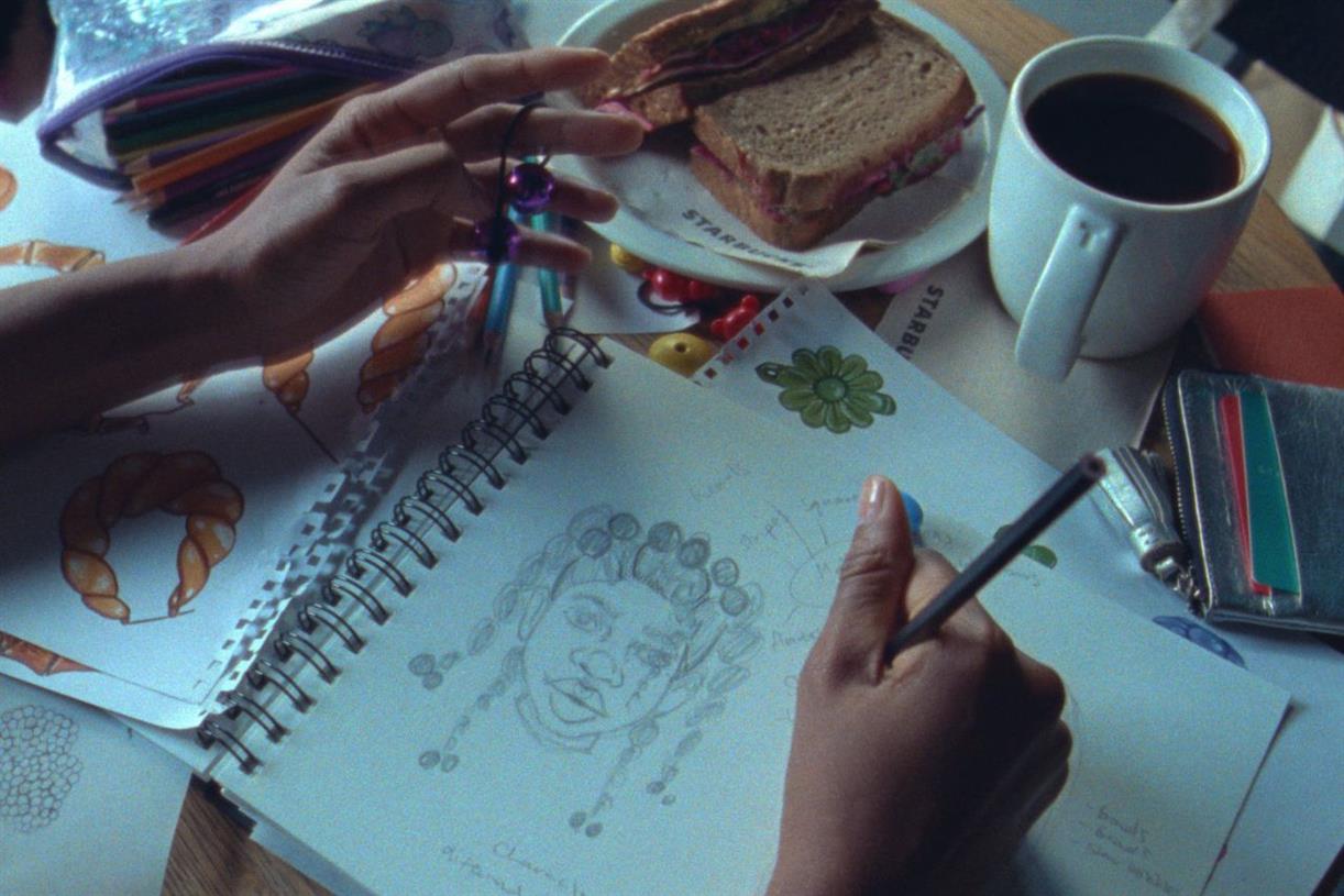 Starbucks unveils last campaign by Iris