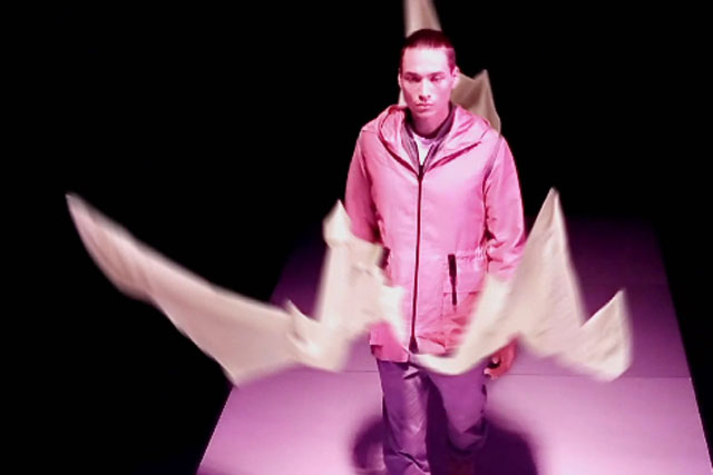 Custom-built spiral rig uses Xperia Z to capture London Fashion Week shoot