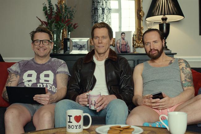 Gogglebox's Stephen and Chris launch EE TV | Campaign US