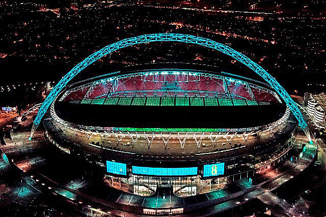 EE to light Wembley Stadium arch when crowd roars