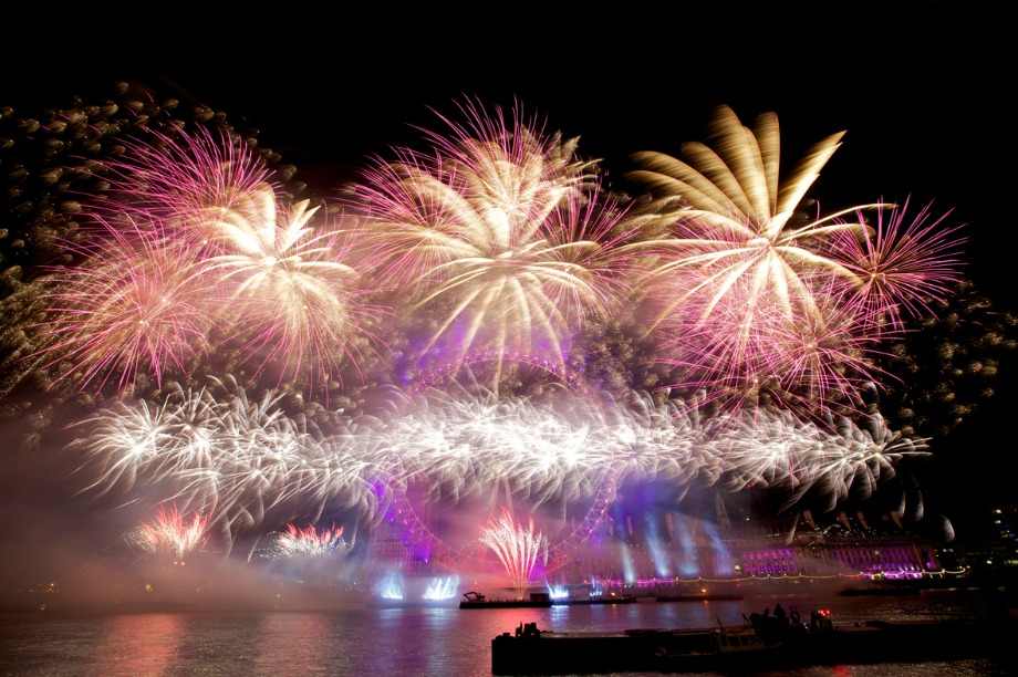 Mayor of London releases 13,000 extra tickets for NYE