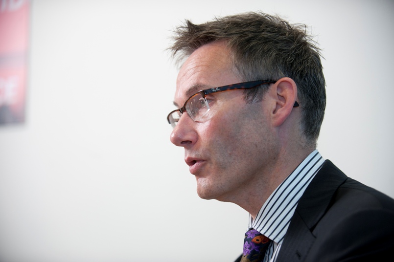 Golden handshakes won't fix GP shortages, NHS England official admits ...