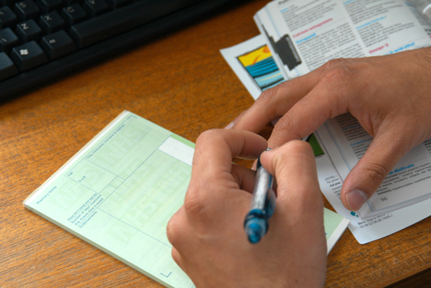 BMA safety warning as pharmacists gain power to switch prescriptions ...