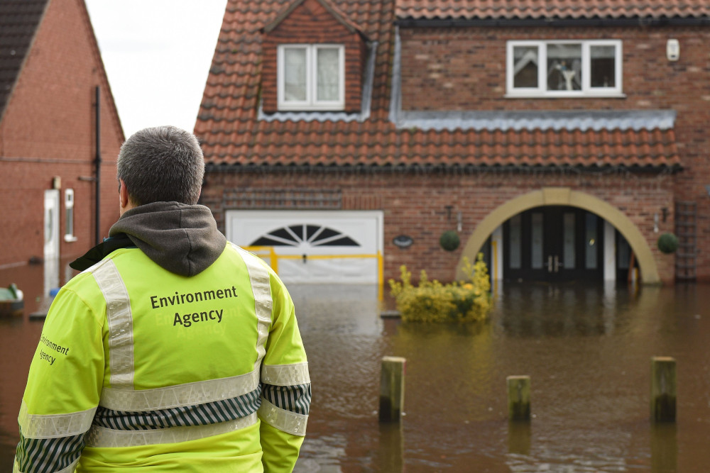 Labour ‘planning merger of Environment Agency and Ofwat’