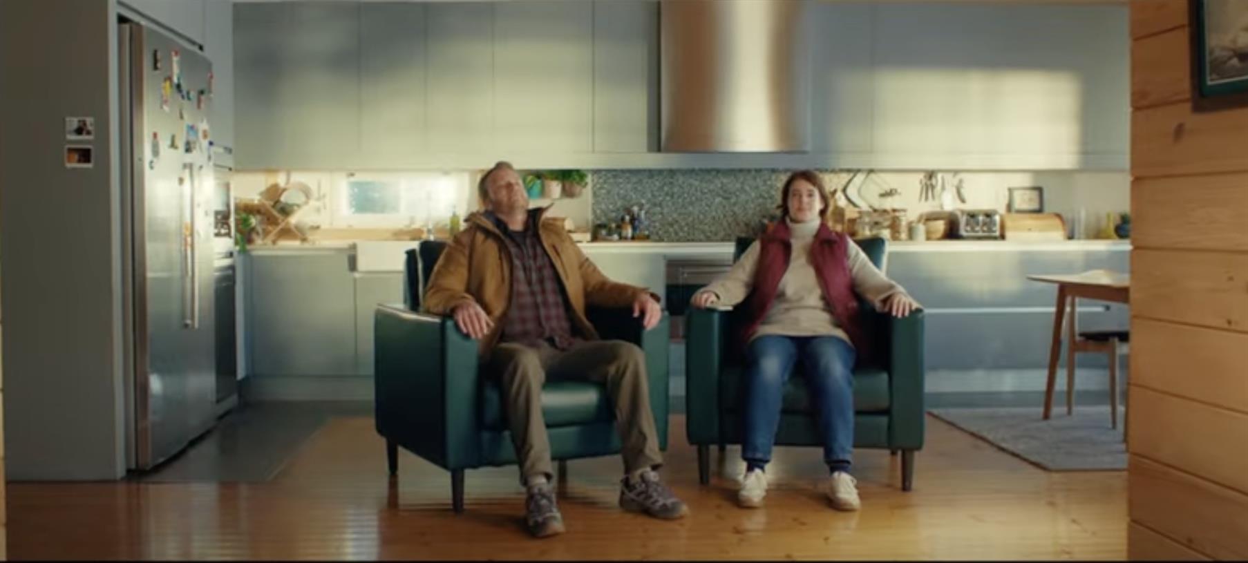 TD "Sit to start" by Ogilvy