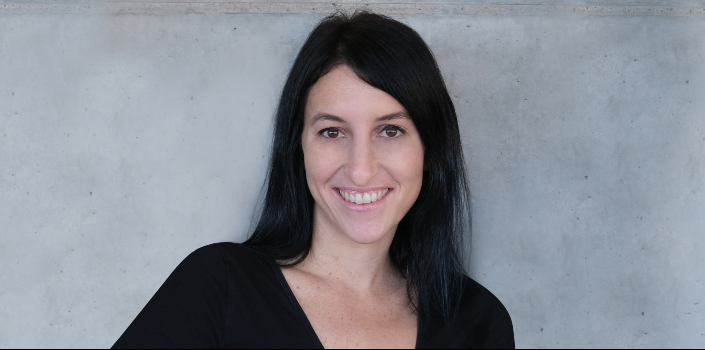 Meet the Judges: Roxanne Kaye