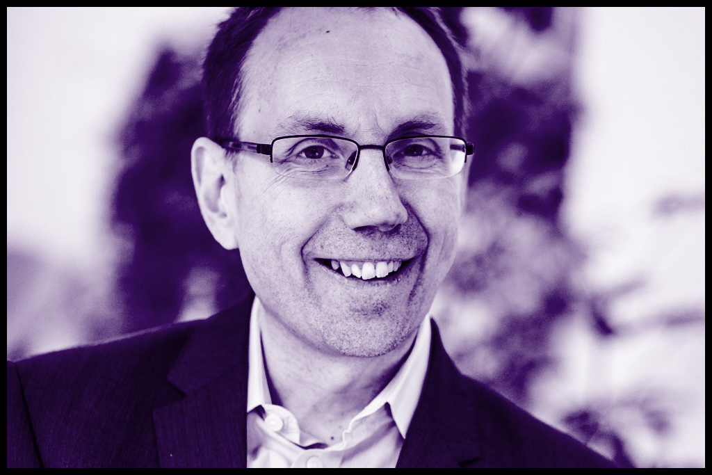 ‘Welcome to the executive bathroom… but don’t criticise the décor ...