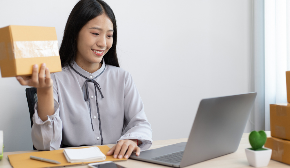 How postroom management software can simplify office deliveries