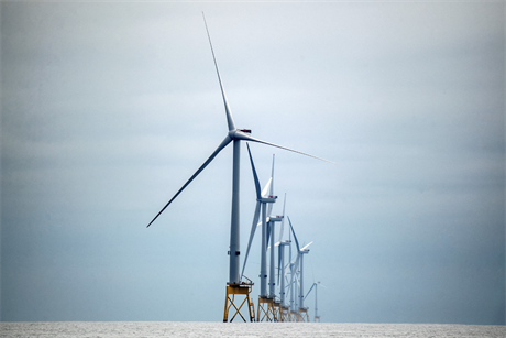 UK raises offshore wind prices after renewables tender failure ...