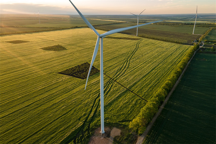 Russian drone attack ‘destroys GE wind turbine’ in Ukraine | Windpower ...