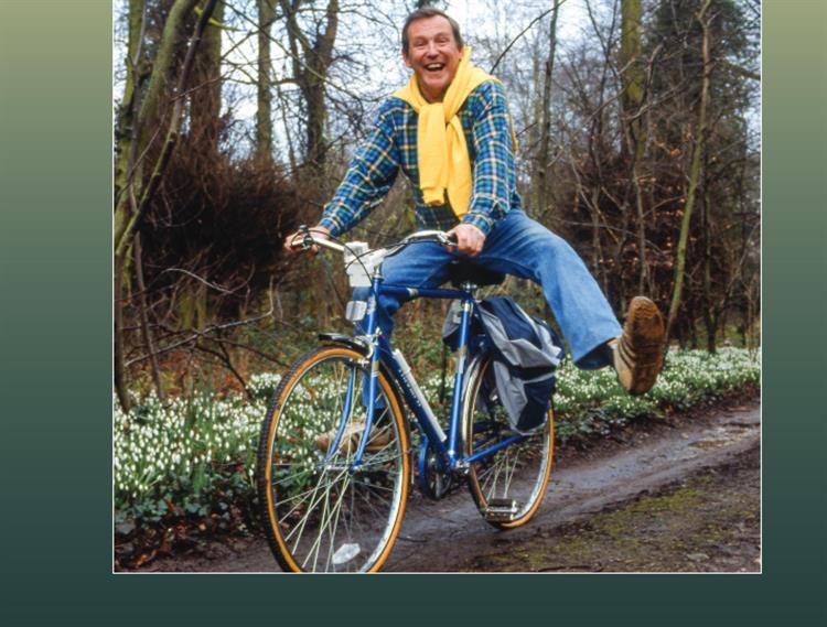 Nick Hamilton writes book about father Geoff and Barnsdale Gardens ...