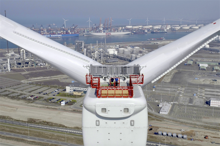 GE eyes offshore wind turbines with superconducting generator ...