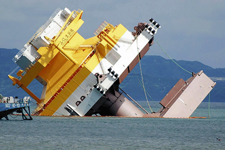 Floating platform keels over in Japan - updated | Windpower Monthly