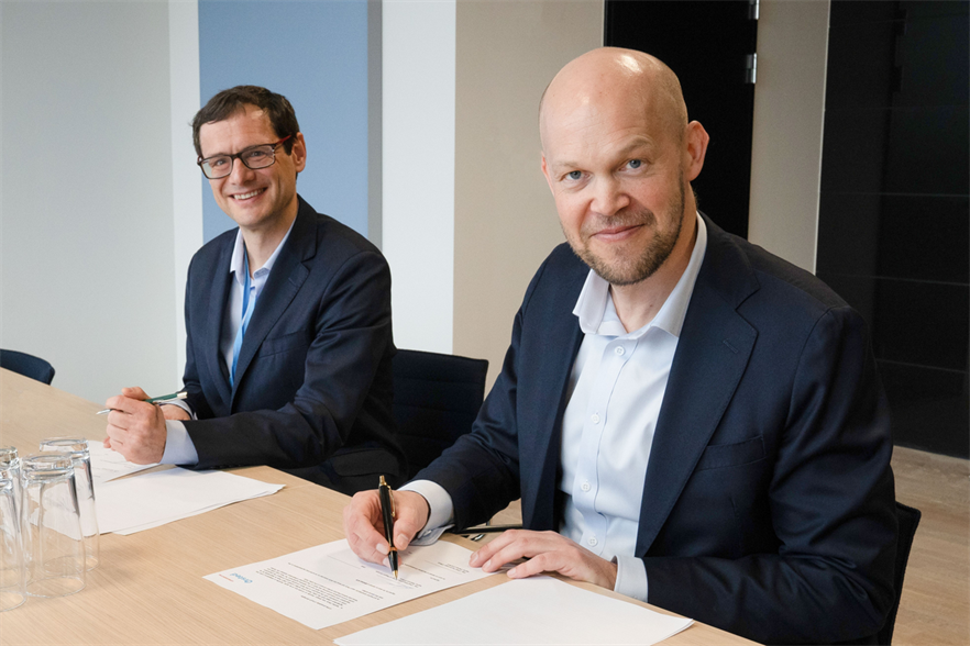 Ørsted and Acciona sign MoU to mass-produce floating wind foundations ...