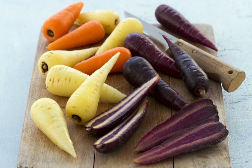 Freshgro supplies Chantenay carrots in white and purple | Horticulture Week