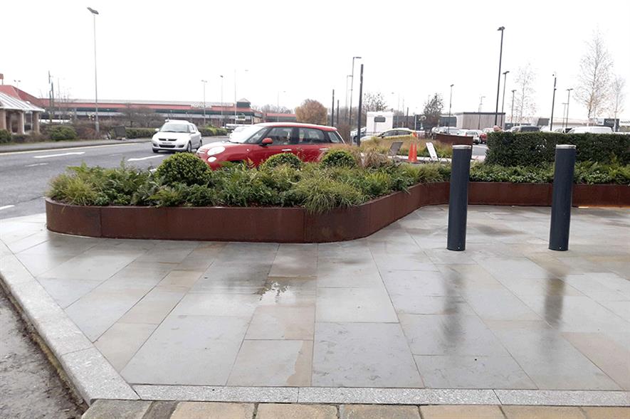 Johnsons of Whixley works with Gavin Jones landscaping Teeside Park ...