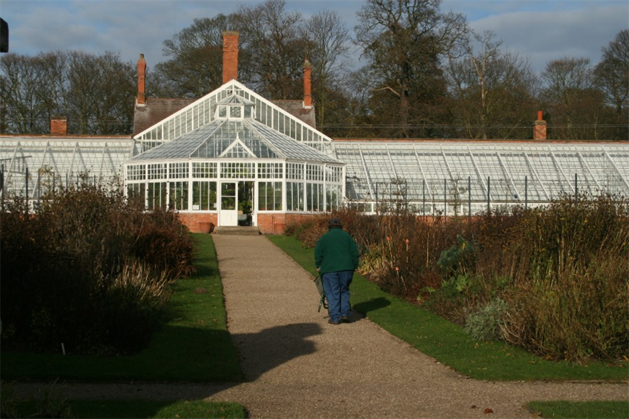 Clumber Park plans glasshouse restoration | HortWeek