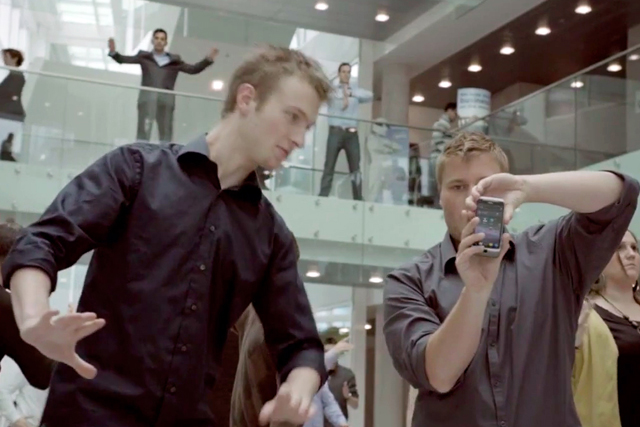 TomTom 'robot' by Khanna\Reidinga Amsterdam | Campaign US