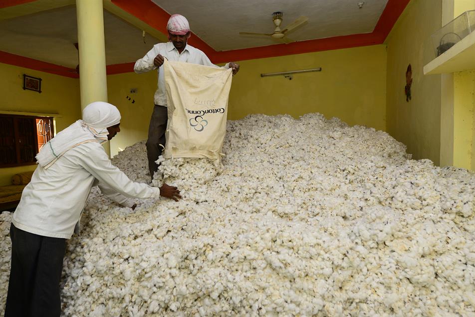 cottoning_onto_pollution_1828