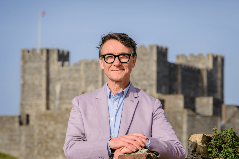 English Heritage chief steps down after 18 months | Third Sector