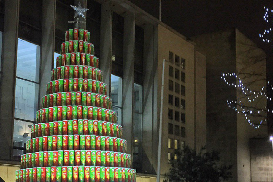 Pringles' giant Christmas tree returns to Spinningfields