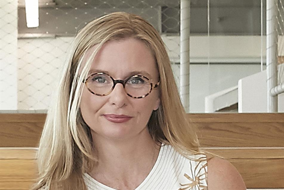 What keeps Emma de la Fosse roaring with laughter