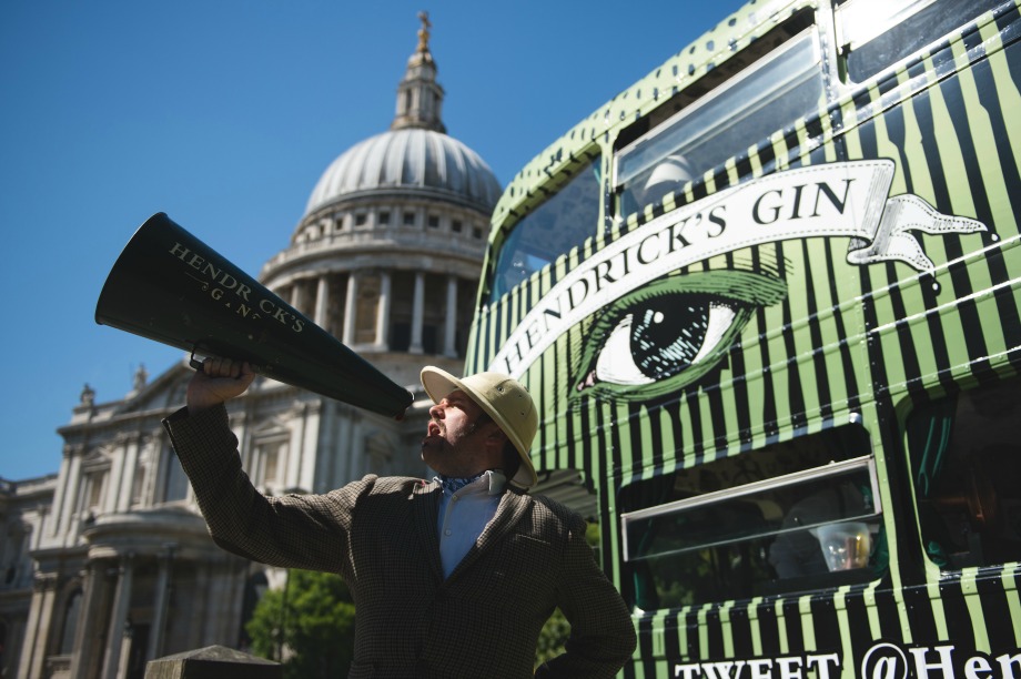 In pictures: Hendrick's unveils giant cucumber bus to answer Londoner's ...