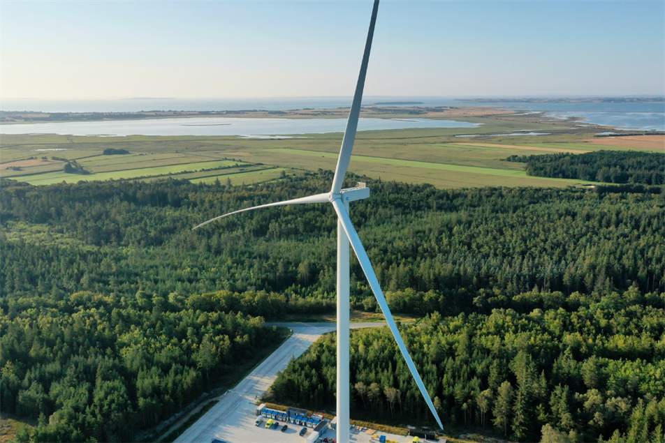 Developer 'shares public anger' after second GE turbine blade snaps at ...