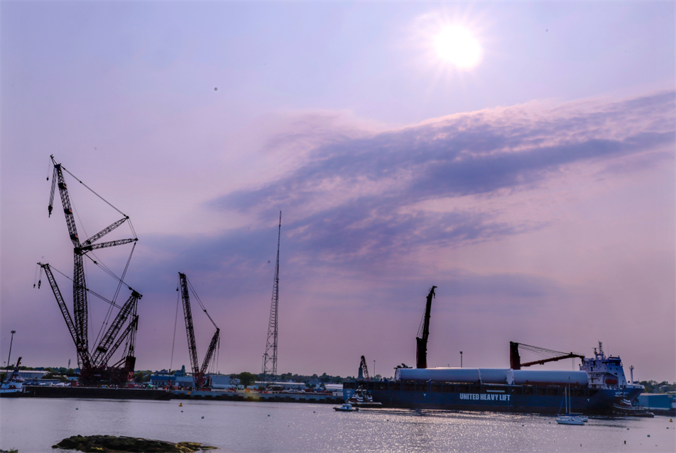 Floating wind on US west coast needs $35 billion in port upgrades ...