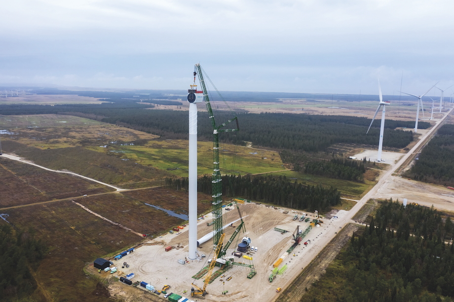 SGRE set to debut 200-metre rotor turbine | Windpower Monthly