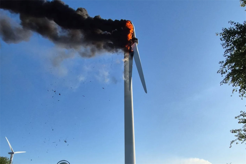 Fire destroys turbine at EnBW wind farm | Windpower Monthly