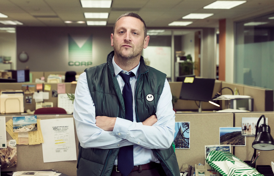 Tim Robinson goes full ‘I Think You Should Leave’ in spot for EA’s ...