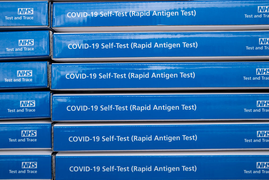 Free COVID-19 tests for NHS staff will continue, DHSC confirms | GPonline