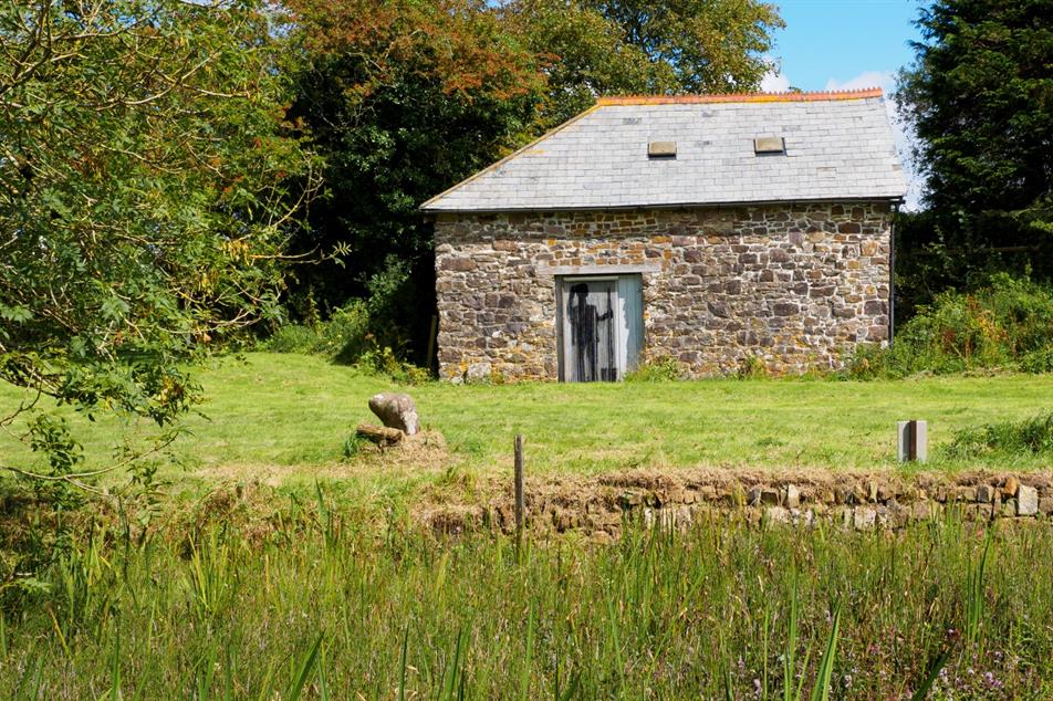 Expansion of farm building permitted development rights come into force ...
