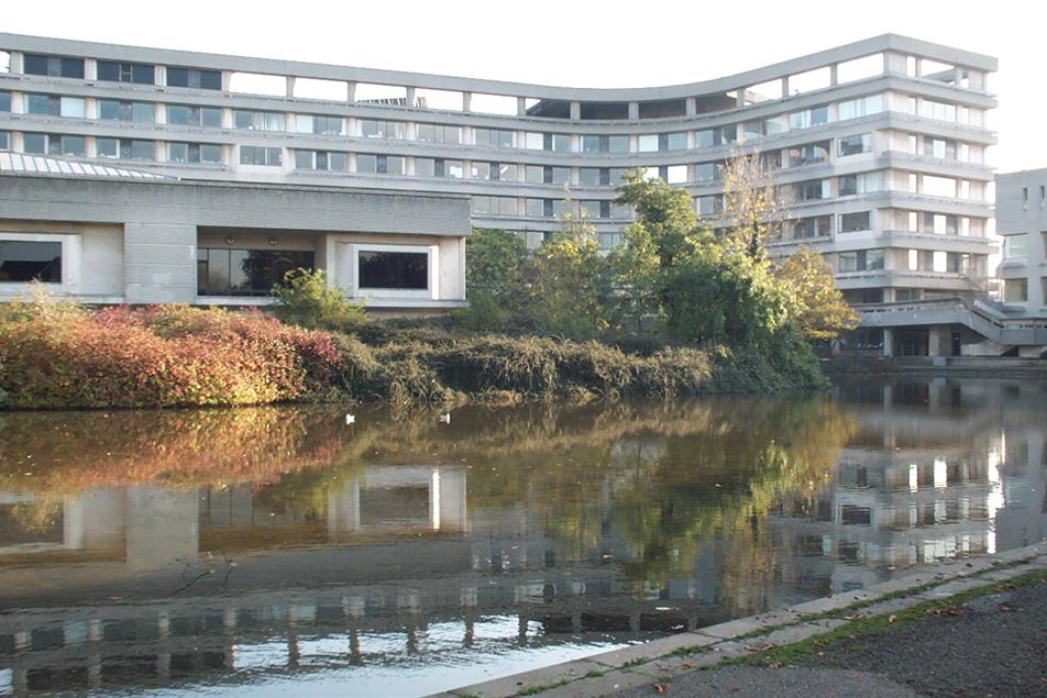 The authorities with the highest approval (and refusal) rates for ...