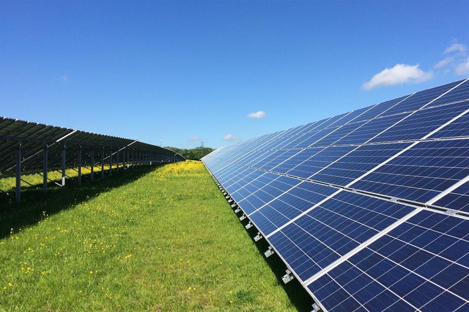 Energy secretary approves huge solar farm on high-quality farming land ...