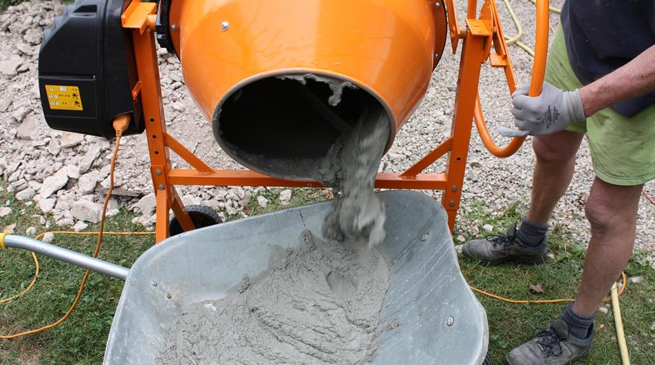 Risk assessments and method statement considerations for cement mixers ...