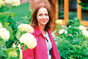 Interview - Jo Thompson, garden designer, English Garden Design | HortWeek